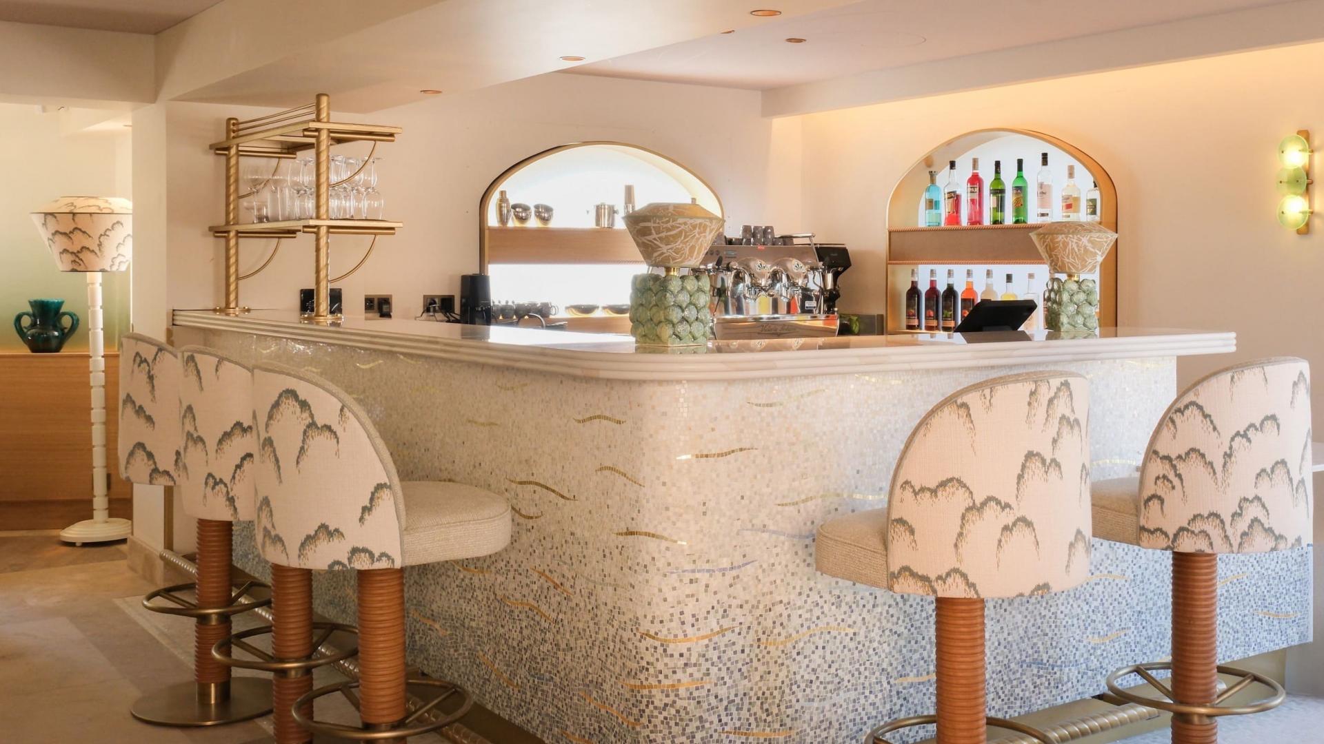 Villa Miraé | 5-star hotel on the Cap d’Antibes| Official website